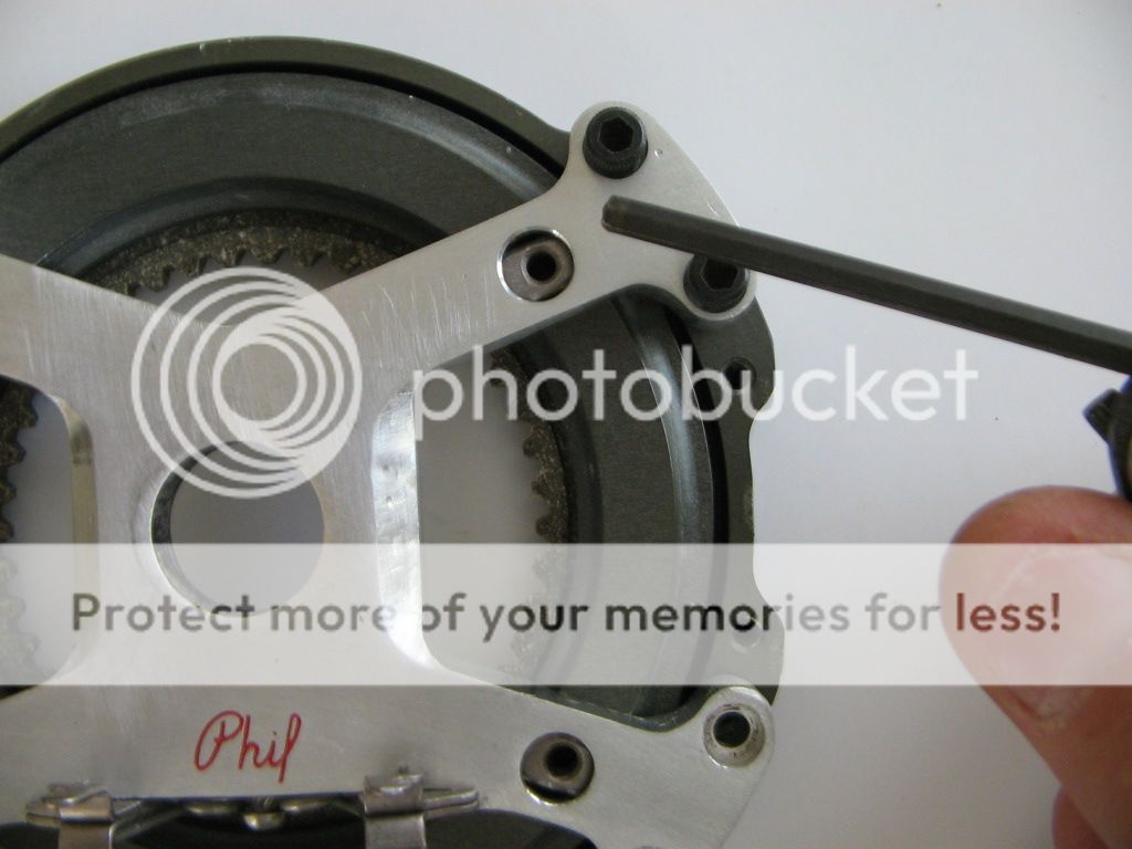 Let's have a look inside,shall we..........The Philwood Disk Brake ...